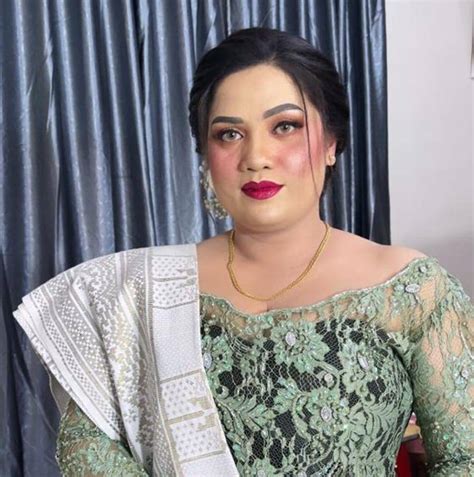 Margareth Songket Bandung