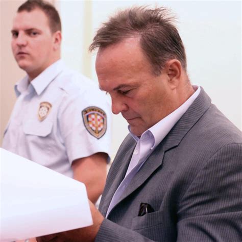 Jutarnji List Posrnuli Kralj Papira Izbjegavao Odlazak U Zatvor Sud Raspisao Tjeralicu I