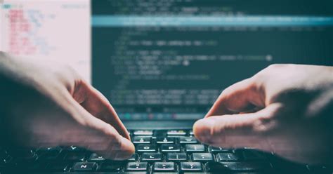 Software Engineer Vs Developer Key Differences Built In