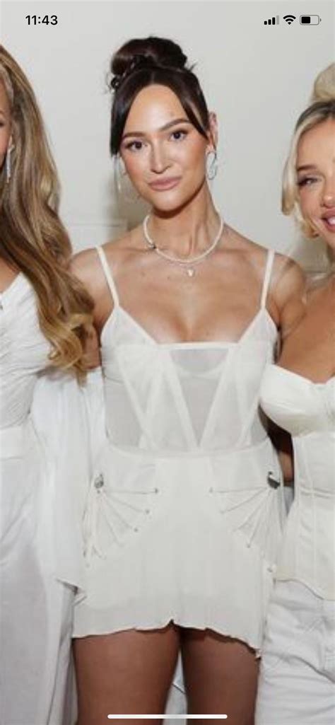Why Does She Do This To Herself Ralishamariesnark
