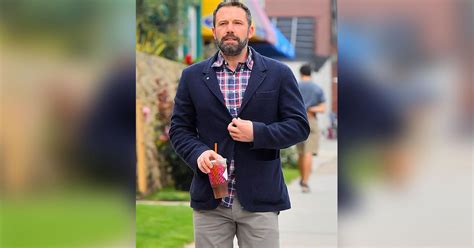 Ben Affleck Gives Jennifer Lopezs Son Max Big Hug Ahead Of Christmas