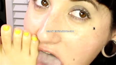 Horny Lesbians Foot Worship Free Sex Video Redtube