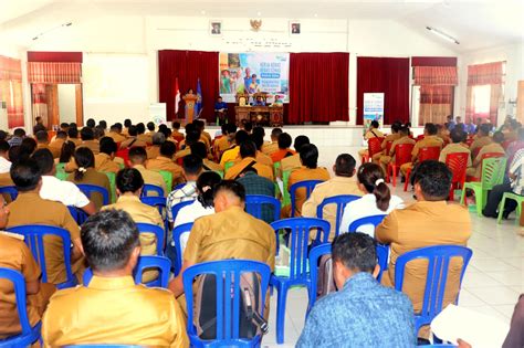 Rapat Evaluasi Pengelolaan Keuangan Desa Dibuka Bupati Rote Ndao Ada Santunan Duka Dan