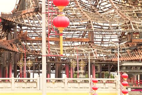 头条：墨尔本著名佛教寺庙明月居士林昨晚毁于大火 Abc News