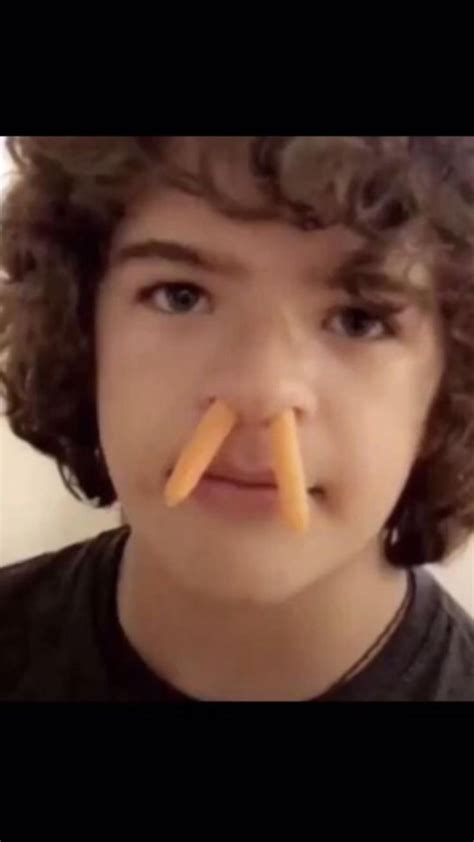 Dusty Bun Is In A Silly Goofy Mood🤪 Stranger Things Aesthetic