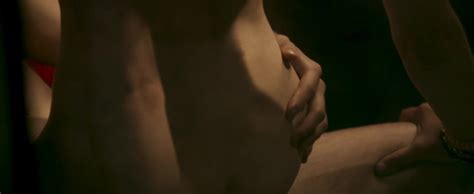 Nude Video Celebs Svenja Jung Nude Die Mitte Der Welt 2016