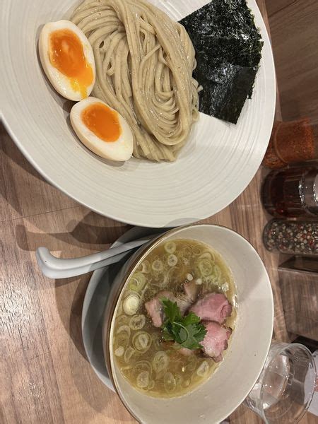 『特製塩つけ麺』麺処 ほん田 秋葉原本店のレビュー ラーメンデータベース