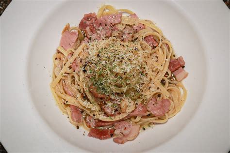 베이컨오일파스타 만드는법 베이컨요리 두툼한베이컨 마늘 파르미지아노레지아노 올리브오일 베이컨오일파스타 레시피