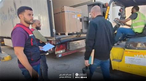 وكالة الأنباء الليبية الوطني لمكافحة الأمراض يستلم شحنة من الطعوم