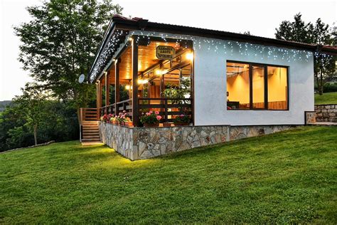 Малка къща Каменни Двори Къщи за отдих близо до Варна