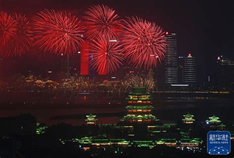 新京報：「煙花爆竹全面禁燃」需盡快破除 新浪香港