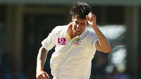 Mitchell Johnson To Be Australias Key Bowler In India Rcricket