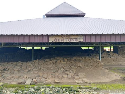 Candi Gentong Salah Satu Peninggalan Kerajaan Majapahit Di Mojokerto