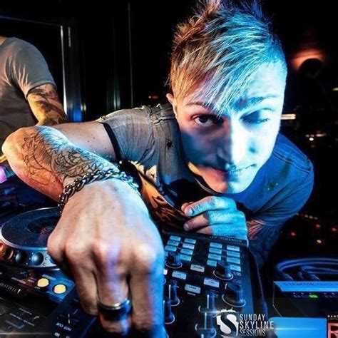 Hire Dj Keren Onay Entertainment Agencies In Johannesburg