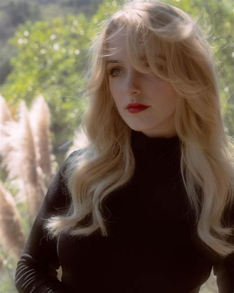 Beautiful R Mckenna Grace