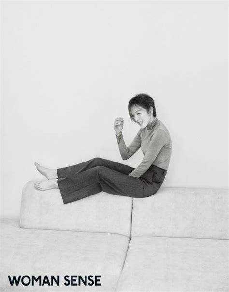 韩国女演员黄宝拉拍杂志写真 展清纯诱惑魅力 搜狐大视野 搜狐新闻