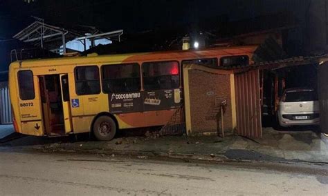 Ônibus Sem Freio Invade Casa Em São Joaquim De Bicas