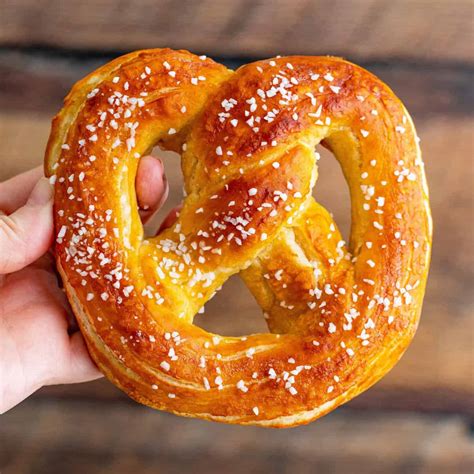 Homemade Soft Pretzels With Cheese Sauce The Country Cook