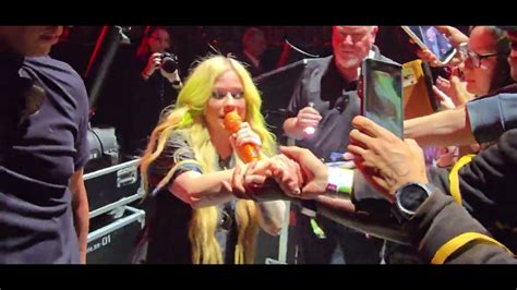 Avril Lavigne Greatest Hits Tour 2025 Live In New York Msg 14 Love