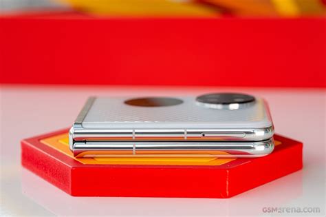 Huawei P50 Pocket Pictures Official Photos