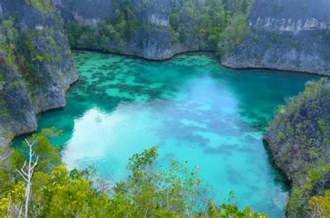 10 Destinasi Wisata Di Raja Ampat Surga Tersembunyi Di Timur Indonesia