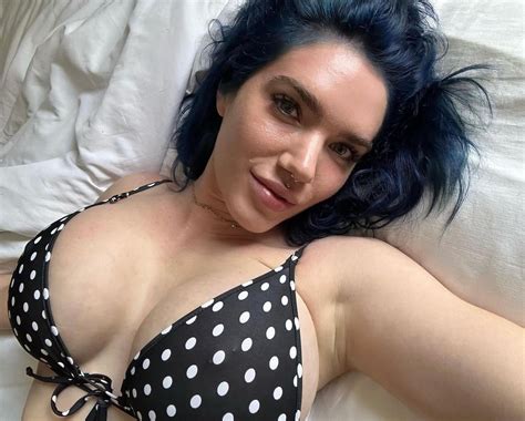 Lizbeth Eden Rjerkofftoceleb