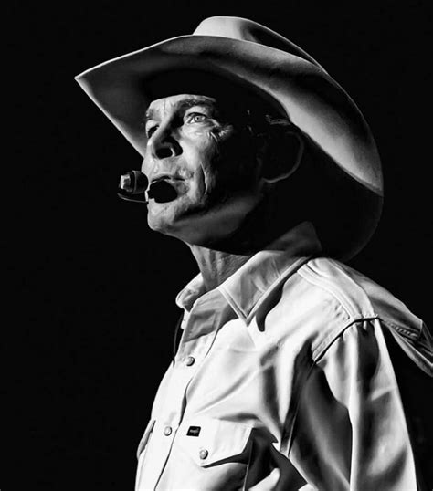 Who Is Chris Ledoux Everything You Need To Know