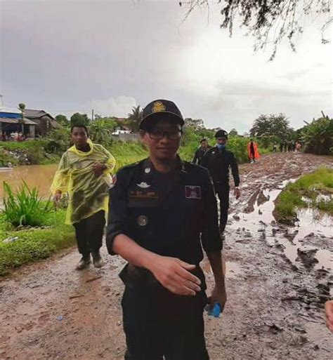 ទូច សុខៈ ទូច សុខៈ Added A New Photo