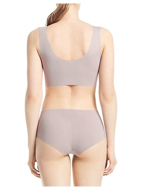 True Body Scoop Neck Bra