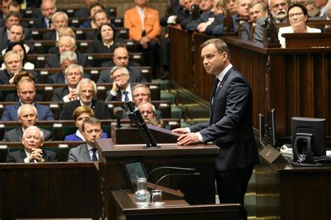 Pierwsze orędzie prezydenta Andrzeja Dudy Polityka pl