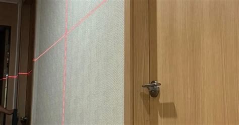 당일날 급하게 요청드렸는데도 재료 다 구비하고 계셔서 바로 진행가능했어요 수평계랑 자 이용해서 꼼꼼하고 정확하게 위치 맞춰