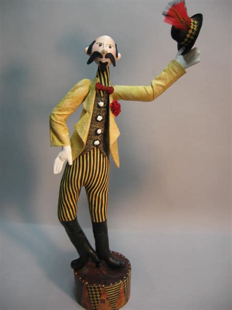 Doll Gallery Cloth Dolls And Doll Patterns By Julie Mccullough Magic Threads