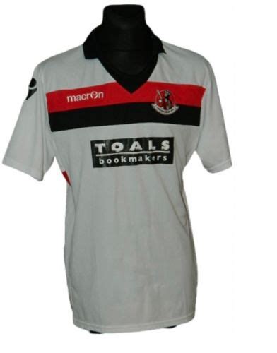 Crusaders Fc 2013 14 Kits