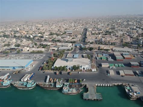 بیش از هفت میلیون و ۶۰۰ هزار تُن کالا در بنادر غرب هرمزگان جابه‌جا شد ایرنا