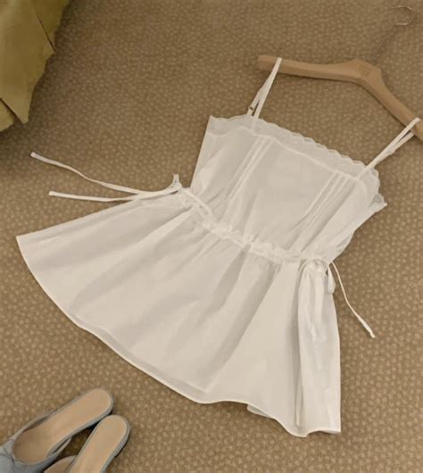 클로젯스토리지 [🤍화이트원피스] 프리티영띵 다이아 미니 쉬폰 여름 미니 나시 원피스 1color