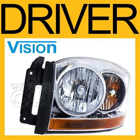 Sell 06 Dodge Ram 1500 Headlamp Halogen Light Bulbsocket Wo Harness