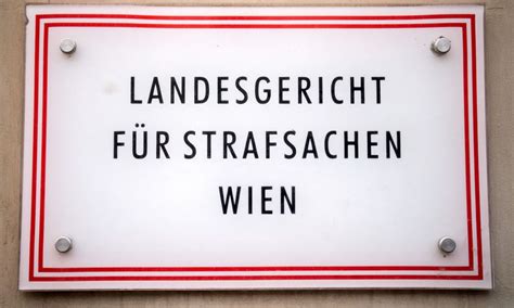 Mutmaßlicher Mafiaboss In Wien Zu Elf Jahren Haft Verurteilt