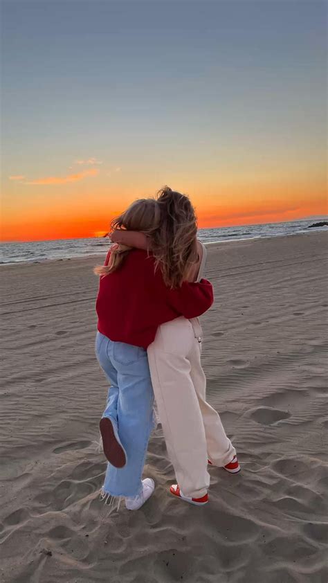 Night Beach Inspo Summer Friends Beach Pictures Friend Photoshoot Artofit