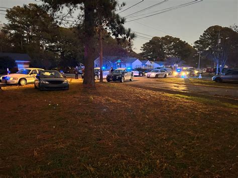 Chesapeake Police Stolen Vehicle Chase Ends In Crash Charges