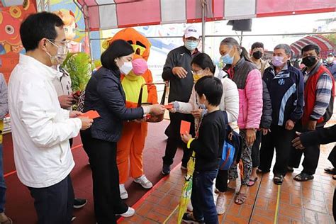 雲縣年貨市集開賣 相揪做愛心 中華日報 Line Today