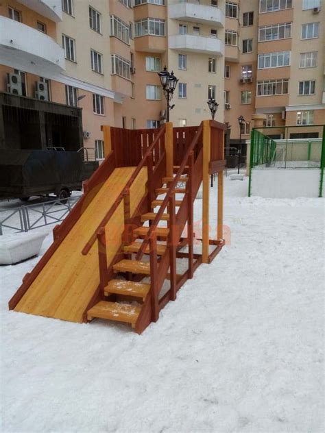 Зимняя деревянная игровая горка Савушка Зима 3 купить в Москве недорого
