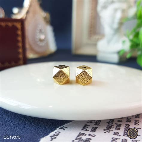 6mm 天铁八角形配件 金色 Icrystalasia