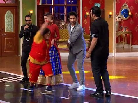 Comedy Nights Live Swaraginis Ragini Lakshya Have A Blast Filmibeat