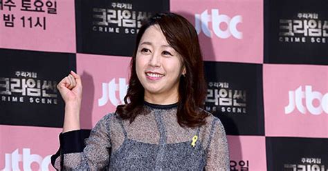 임방글 추리력이 뛰어난 미녀변호사 포토