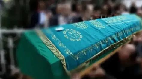 Muzaffer Özdemir Vefat Etti