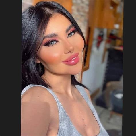 Nagham Zeno نغم زينو Dubai