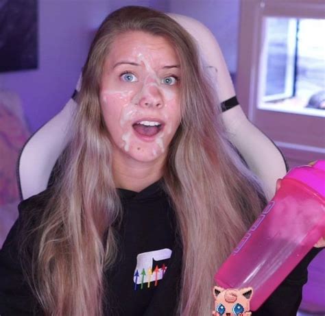 Omg My Twitch Was Still On While I Was Applying My Favorite