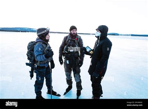 Black Crab Aka Svart Krabba From Left Noomi Rapace Dar Salim