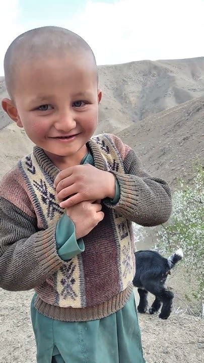 این پسر بزغاله بغل نه میکنه میگه ‌ بز بزغاله Youtube