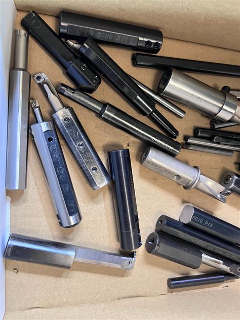Qty Of U Drills And Turning Tools
